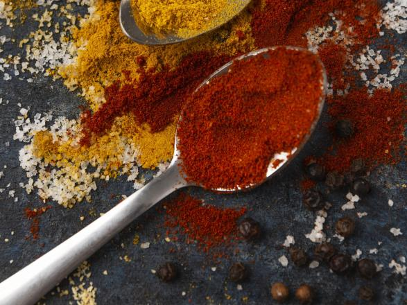 What Does Paprika Taste Like? A Guide to Its Flavor and Uses - SHUNDI